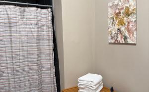 Loft Apartment Downtown Pineville Near Laurel Cove, Pineville ...