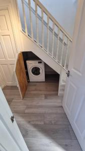 Bont Ddu, Easy Access to Town and Utilita Arena, Parking, Cardiff ...