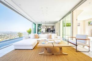 Hillside 4B Villa w Infinity Pool City Views, Los Angeles (aktualne ...