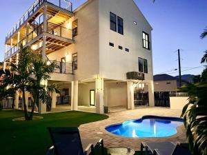 Chateau Bleu 2026 Luxury Rooftop Deck Gulf View, Fort Myers Beach ...