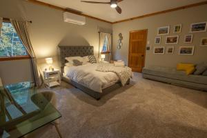 Secluded Catskills Cabin , Cozy and Private, Acra (preços atualizados ...