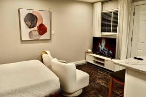 Cozy Studio steps away from Downtown and Shops, Austin (tarifs ...