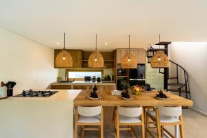 Villa Sunset Bamboo by Pertama Management, Kerobokan (precios ...