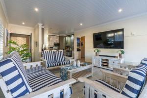 Berg & Bay, Reebok (preços atualizados 2026)