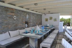 Luxury Kea Villa with Private Pool, Basketball Court & Stunning Views ...