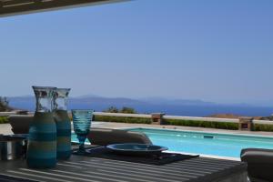 Luxury Kea Villa with Private Pool, Basketball Court & Stunning Views ...
