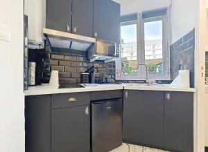 Studio Cosy stade de Franche et Metro Ideal Professionnels & Couples ...