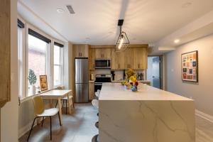 Urban Oasis Steps to UofT Culture Patio, Toronto (preços atualizados de ...