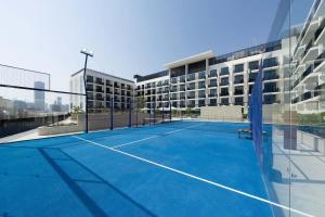 Binghatti Aurora Soft-Luxe 1BR Abode w Gym & Pool, Dubai (bijgewerkte ...
