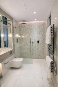 Luxury 1-Bed - Tower Bridge - Pool, Gym & Sauna, London (aktualisierte ...