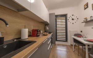 Emerald Heaven Studio with Private Parking, Bukurešt (ažurirane cene za ...