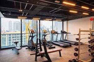 Near World Trade Center Sleeps 5 Family Business Friendly, Дубай ...