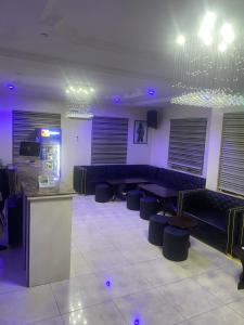 MASTERS CLASS HOTEL PLATINUm, Ujas (atnaujintos 2026 m. kainos)