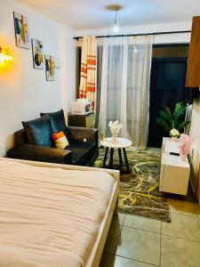 NAIROBI SMART ROOMS and ACCOMODATIONS and AirBnBs Along Thika Road near ...