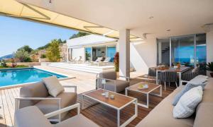 Ultra-Luxury Seafront Villa Heracles in Sveta Nedjelja, Hvar, Света ...