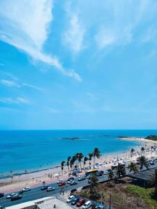 Apartamento Studio completo na orla 50m da praia, Salvador की (2026 के ...