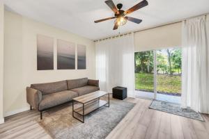 Disney's Back Yard Secret Dream Home! townhouse, Kissimmee (uppdaterade ...