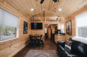 Blue Buffalo Resort, Island Park (updated prices 2026)