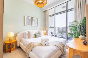 Bright and Minimalist 1BR - Near Reem Beach - Reem Park - Reem Island ...