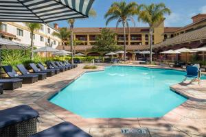 DoubleTree by Hilton Sonoma Wine Country, Rohnert Park (updated prices ...