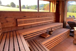 Moddershall Oaks Country Spa Retreat, Stone (updated prices 2026)