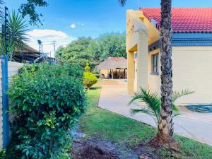 Golf View Guest House, Mahikeng (updated prices 2026)