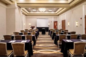 DoubleTree by Hilton Collinsville/St.Louis, Collinsville (updated ...