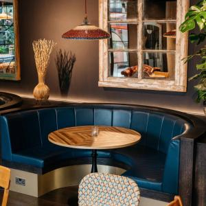 Ruby Zoe Hotel London by IHG, London (updated prices 2026)