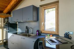 Historic Chalet At 1600M With Mountains Views, Verrayes (prezzi ...