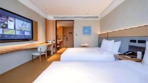 J Hotel Zhengzhou Zhenghong City Science and Technology Market Zhihui ...