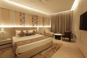 Chinmay Hotels & Resorts, Lucknow (updated prices 2026)