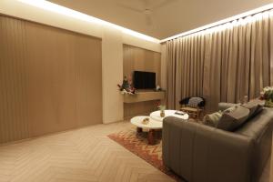 Chinmay Hotels & Resorts, Lucknow (updated prices 2026)