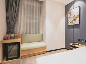 Orange Hotel Qingdao North Railway Station New City Center, Qingdao ...