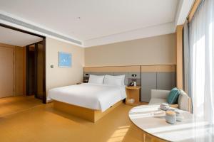 JI Hotel Chengdu Tianfu New Area Erjiang Temple Metro Station, Chengdu ...