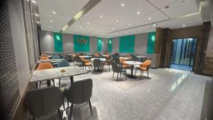 Orange Hotel Nanjing South Railway Station Baijiahu, Nanjing (updated ...