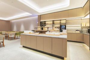 JI Hotel Wuhan Jianghan Road Pedestrian Street Henglong Plaza, Wuhan ...