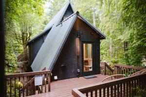 Designer A-Frame Forest Hot Tub Fire Pit, Skykomish (updated prices 2026)