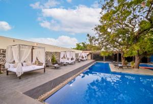 Fort JadhavGADH -A GADH Heritage Hotel, Pune (updated prices 2026)