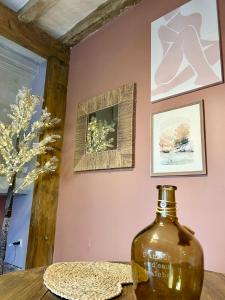 Love nest and ancient stones - Jacuzzi, air conditioning, Wi-Fi ...