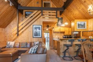 Chalet 23 by Mammoth Mountain Chalets, Mammoth Lakes (updated prices 2026)