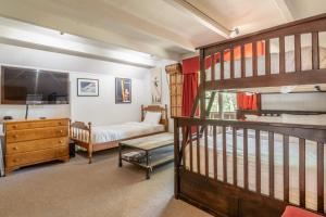 Chalet 21 by Mammoth Mountain Chalets, Mammoth Lakes (updated prices 2026)