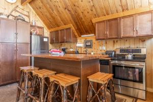 Chalet 02 by Mammoth Mountain Chalets, Mammoth Lakes (updated prices 2026)