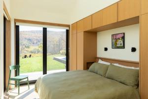 Endless Meadow House - Sweeping Views Scandi, Hobart (precios ...