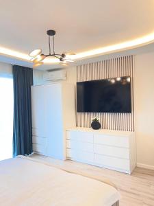 Luxury Boutique Apart-Cinema Room-Panoramic View, Iaşi (tarifs ...