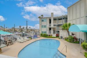 Steps to Sand: Beachfront SPI Condo w/ Balcony, South Padre Island ...