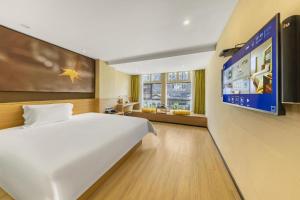 IU Hotel Guiyang Future Ark Baoli New City, Guiyang (precios ...