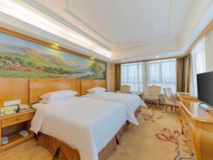 Vienna International Hotel Meizhou Spindle Bridge Branch, Meizhou ...