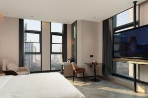 Atour S Hotel Zhengzhou High-Speed Rail East Station MixC, Zhengzhou ...