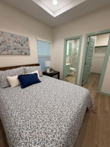 New Modern 2BR I EV I Wi-Fi I Heart of Mcallen, McAllen (tarifs ...
