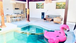 Luxury 2BR Villa with Private Pool & 2 Bathtubs, Lovina (tarifs ...